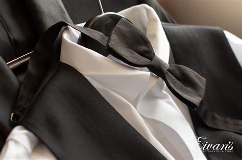 Which Suits You Better A Tux Or A Suit Eivan S Photography Video