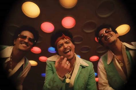 Hot 100 Bruno Mars Lands His First Ever 1 Debut With I Just Might