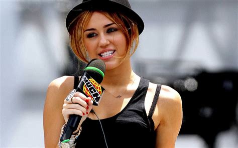 Miley Cyrus 麦莉赛勒斯 美女壁纸18 1920x1200 壁纸下载 Miley Cyrus 麦莉赛勒斯 美女壁纸