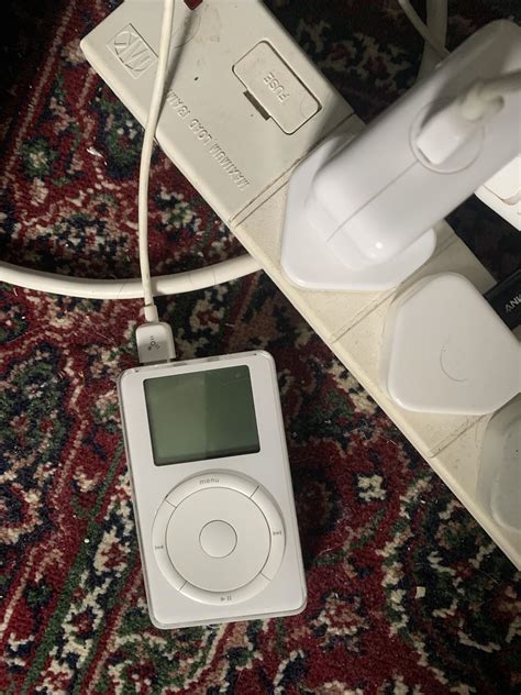 Ipod 1st Gen Classic Suddenly Dead Any Ideas Ripod