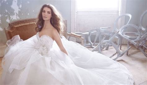 საპატარძლო კაბების გაქირავება