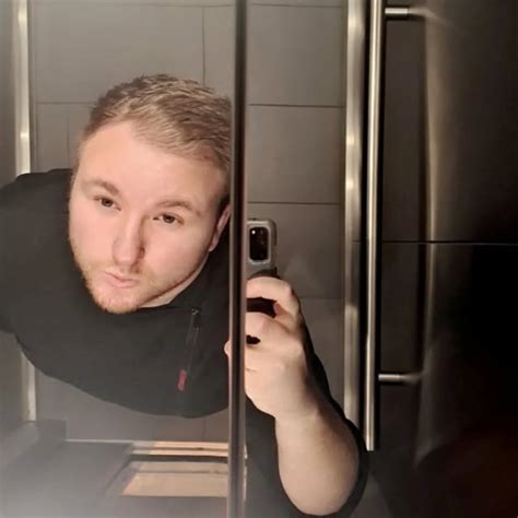 Sascha Ho Saschahol On Threads