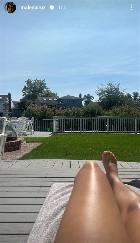 Maleni Cruzs Feet