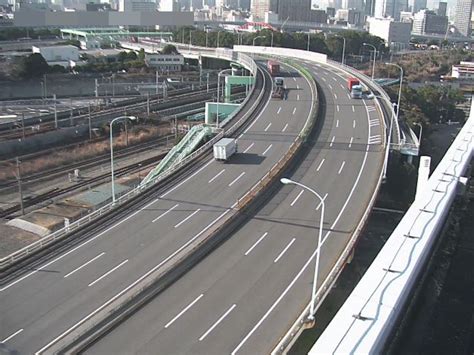 大井埠頭北部陸橋上交差点方面ライブカメラ 東京都品川区八潮 ライブカメラDB