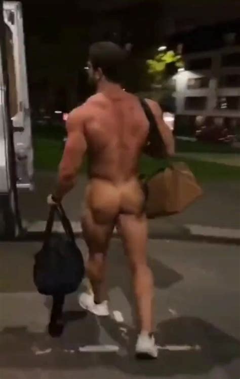 Exiting The Building ThisVid Com