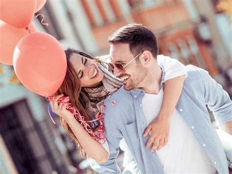 Малки тайни 10 неща които жените правят A мъжете харесват