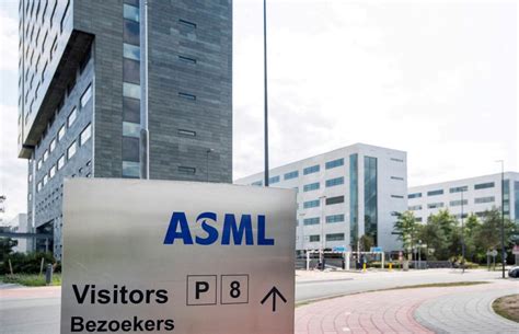 ASML Outlook Bullish Through Due To AI Boom CEO Says