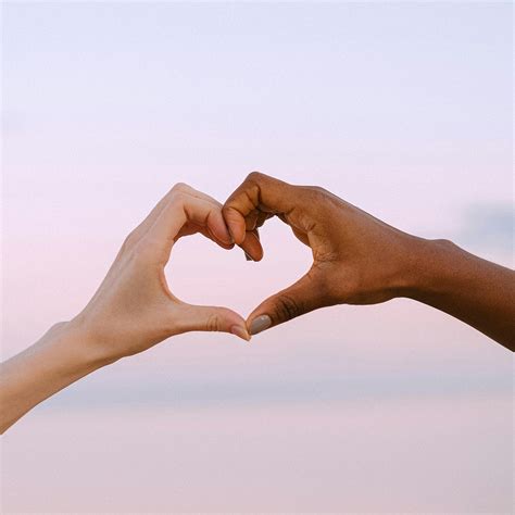 Shellac Vs Gel Vs Biab Vs Acrylic Vs Sns The Ultimate Guide