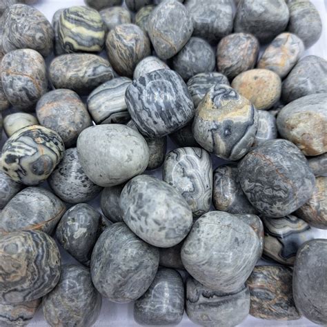 Map Stone Jaspis 1 Kg Poleret Ca 60 70 Sten Pr Kg Tomato