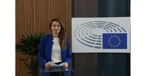 Евродепутатът Цветелина Пенкова Ще се обсъжда таван на цената на тока