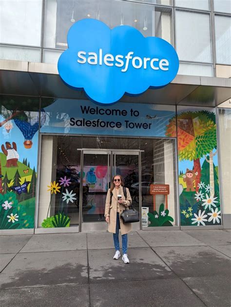 🗽🍎 Hey Nyc Personally Im Here To Cheer On My Fiance Jim Adams In The Half Marathon