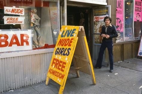 1970s Times Square The Nyc Hot Spot Has A Sleazy History