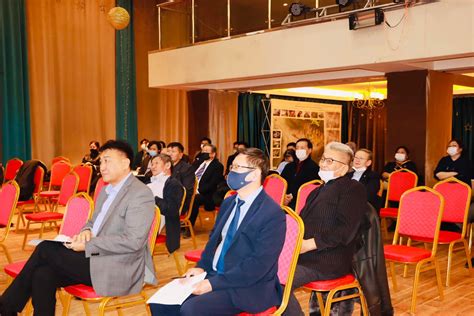 БХБ ын сайд Б Мөнхбаатар архитекторуудтай санал солилцох уулзалт хийлээ