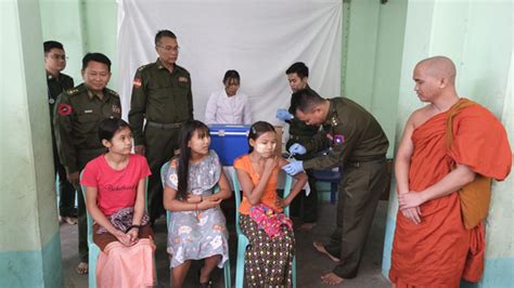 အောင်မြေသာစံမြို့နယ် အတွင်းရှိ သံဃာတော်များနှင့် ဒေသခံပြည်သူများအား ကိုဗစ် ၁၉ ရောဂါကာကွယ်ဆေးများ