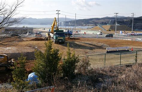 Японы газар хөдлөлтөөс хойш таван жил өнгөрлөө