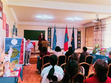 Хүмүүнлэгийн дээд сургууль Хүмүүнлэгийн дээд сургууль