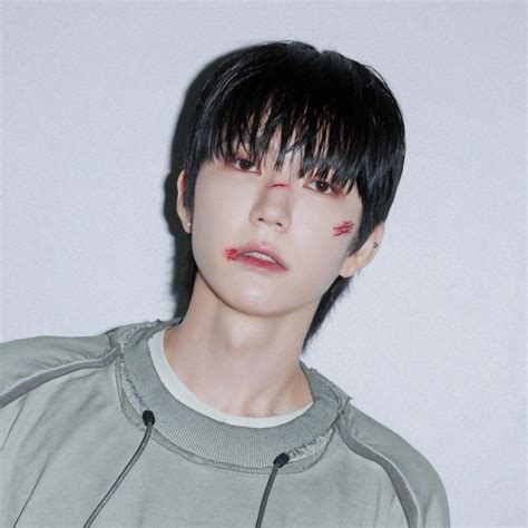 Aiden Singer Kpop Wiki Fandom