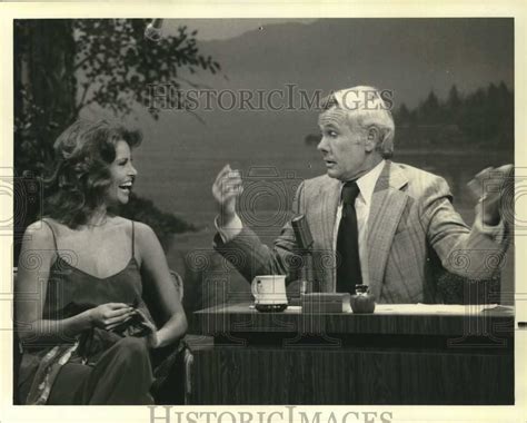 1978 Press Photo Raquel Welch And Johnny Carson On The Tonight Show