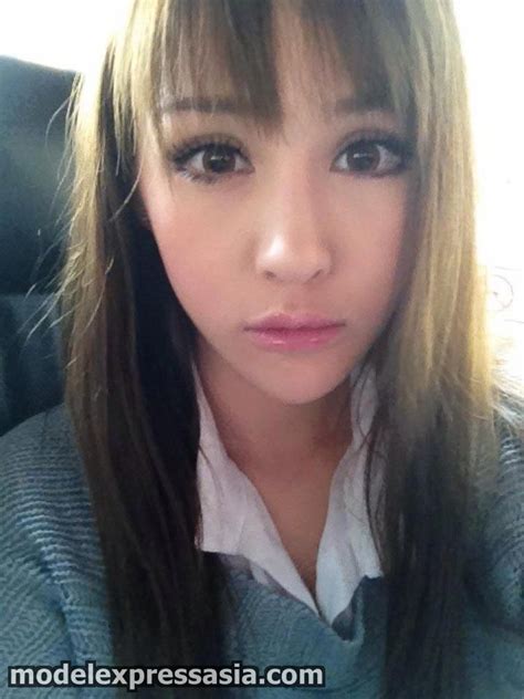 Gadis Cantik Cewe Hot Mia Hong Kong Can You See My Soul
