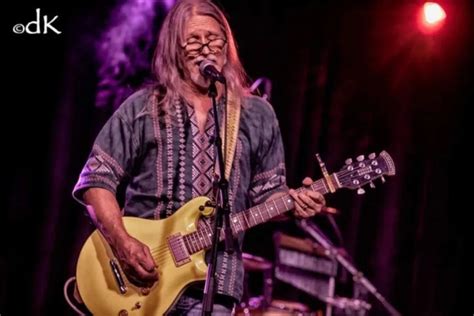 Whats Spinning With Musician Mike Roberts