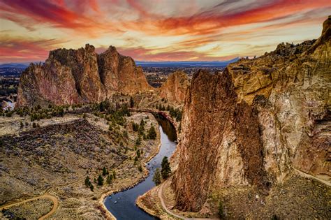 Rock Climb Smith Rock State Park Oregon Experiences You Should Have