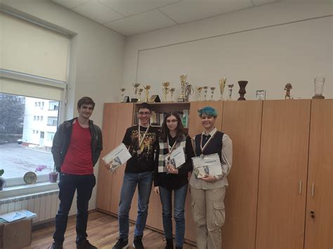 Добра новина В престижното национално състезание Турнир на младите физици който се проведе 4