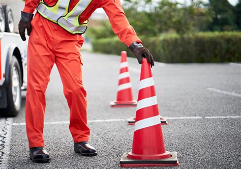 亿维锐创智慧公路系统 车路协同 公路示范区 公路智能养护 深圳亿维锐创科技股份有限公司 智能交通 治超系统 公路信息化 不停车检测系统 桥梁监测系统 道路ai智能巡检