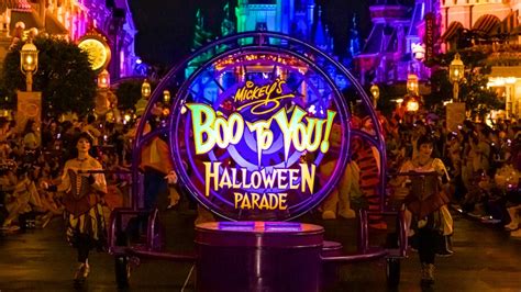 Video Mickeys Boo To You Halloween Parade At Mickeys Not So Scary