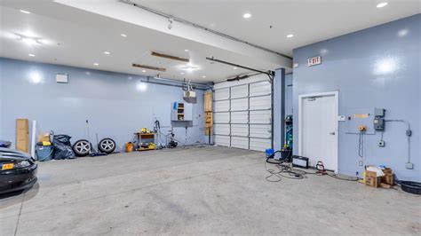 19289 Langley Bypass 111surrey British Columbia