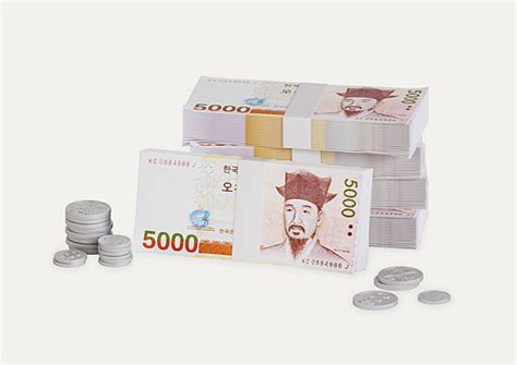 쌓여있는 동전과 오천원 돈뭉치 유토이미지 상세페이지 베이직샵 3d 22781613
