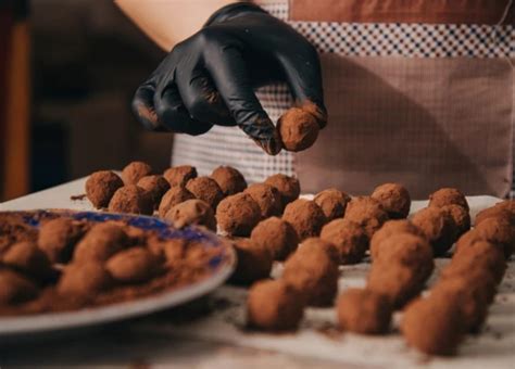 This Free Tool Effortlessly Removes Watermarks On Stock Images The Verge