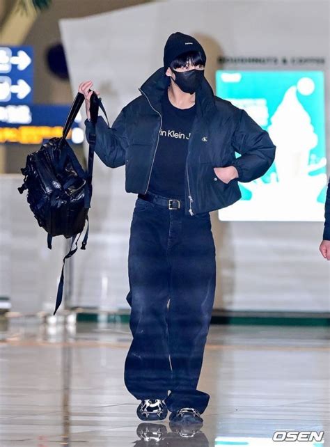 Jungkook At Icn Airport Jungkook Airport Outfit Jungkook Airport