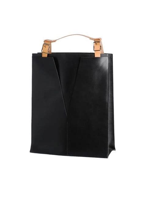 Pin by Lienchidang on FORM TOTE BAG | FW | Bags, Leather handbags, Bags ...