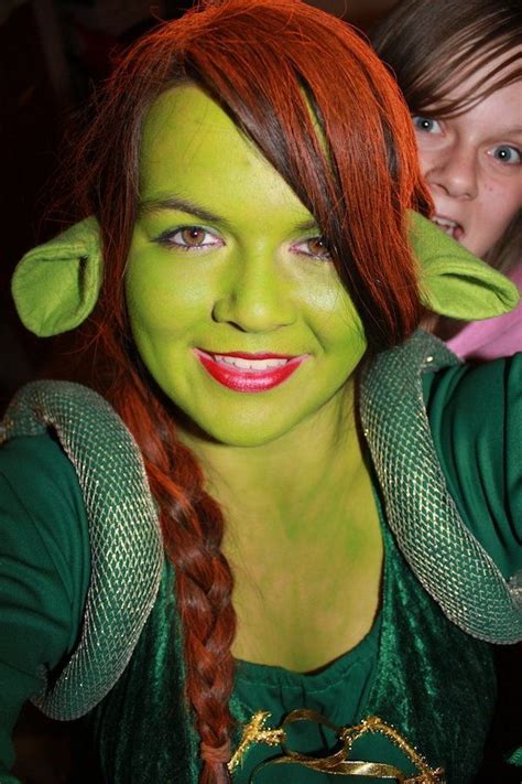 Diy Shrek Princess Fiona Costume Maskerix Princess Fiona Fiona Hot Sex Picture