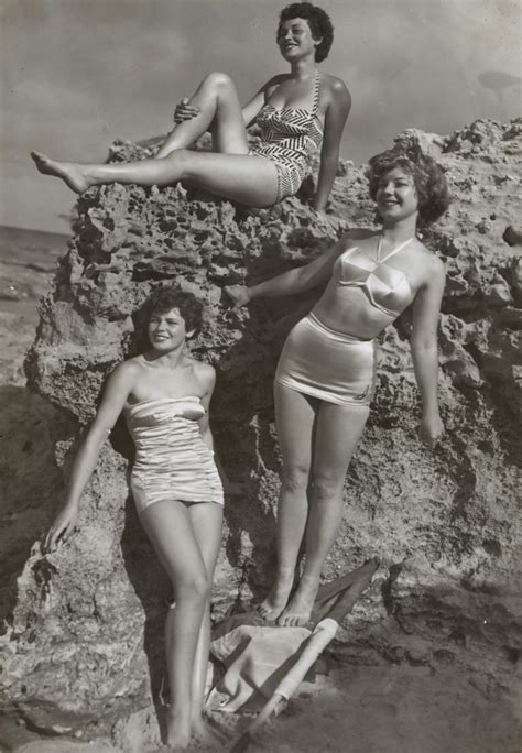 Vintage Women Images