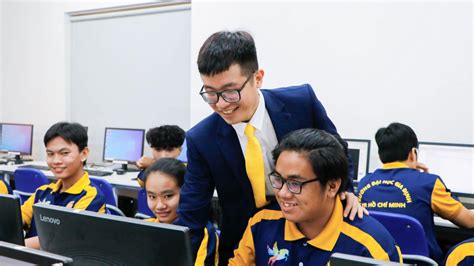 Lập Trình Python Từ A Đến Z Cho Người Mới Bắt Đầu Công Nghệ Thông Tin Gdu