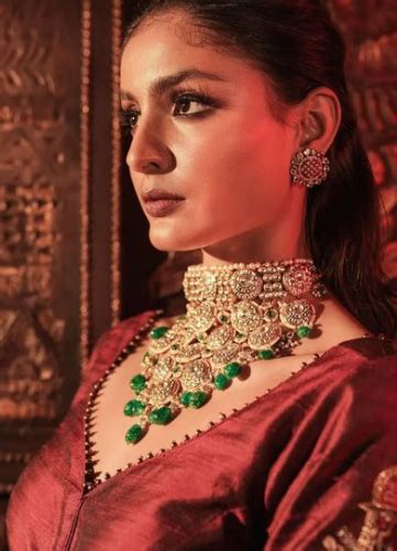 Alisha Model From Mumbai India Female Model Portfolio