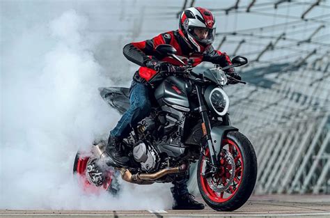 Top Intermediate Naked Bikes You Can Buy In MotoDeal