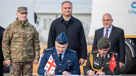 თურქეთმა საქართველოს თავდაცვის ძალებს სხვადასხვა სახის ტექნიკა გადასცა Netgazeti • თავდაცვის