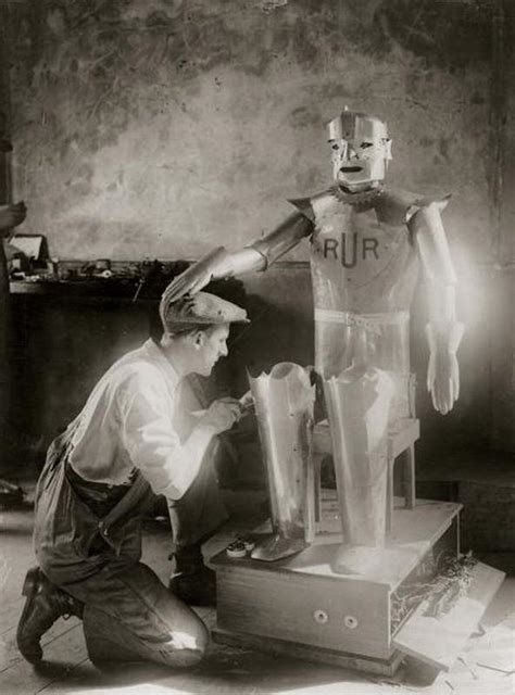 R U R Stands For Rossumovi Univerzální Roboti The Old Robots Web Site