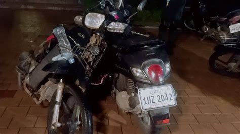 ជិះម៉ូតូឌុបគ្នាបញ្ច្រាសផ្លូវទៅបុកម៉ូតូមួយគ្រឿងទៀតបណ្ដាលឱ្យយុវជនម្នាក់ស្លាប់ សារព័ត៌មាន នគរវត្ត