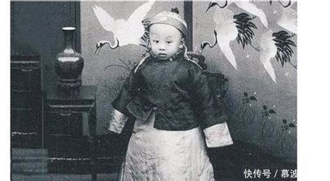 溥仪为何不能生育？这与小时候陪伴在身边的宫女有关，让婉容心痛看看头条中华网