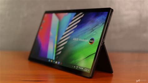 ASUS Vivobook Slate OLED Unboxing And First Impressions