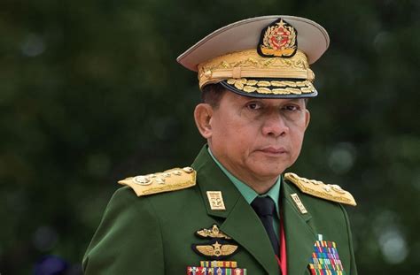 [583호] Photo News 미얀마 강진에 1000㎞ 떨어진 방콕 건물 와르르 사망 3000명 육박…108시간 버틴 기적 생환도