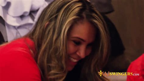 Latino Couple Establishes Their Rules In The Confidentiality Contract