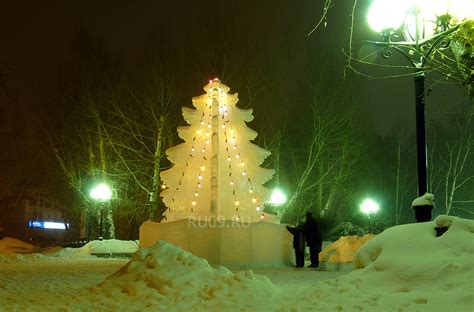 Новогодние елки Томска 2010 - Статьи - Томск - tomsk.ru09.ru