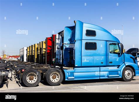Semi Truck Trailer