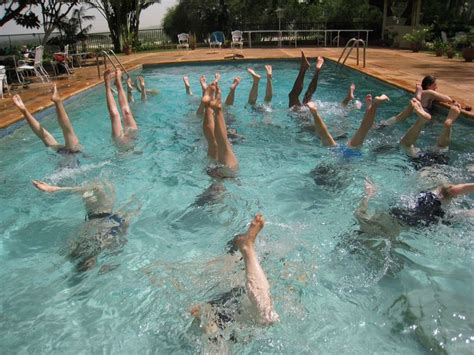 Pin On Underwater Handstand