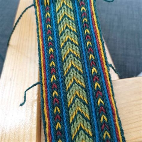 19 Tablet Weaving Patterns Ideas Tablet Weaving Patterns Tablet