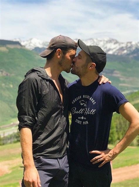 Kissing Couples Cute Gay Couples Couples In Love Funny Happy Birthday Song Man 2 Man